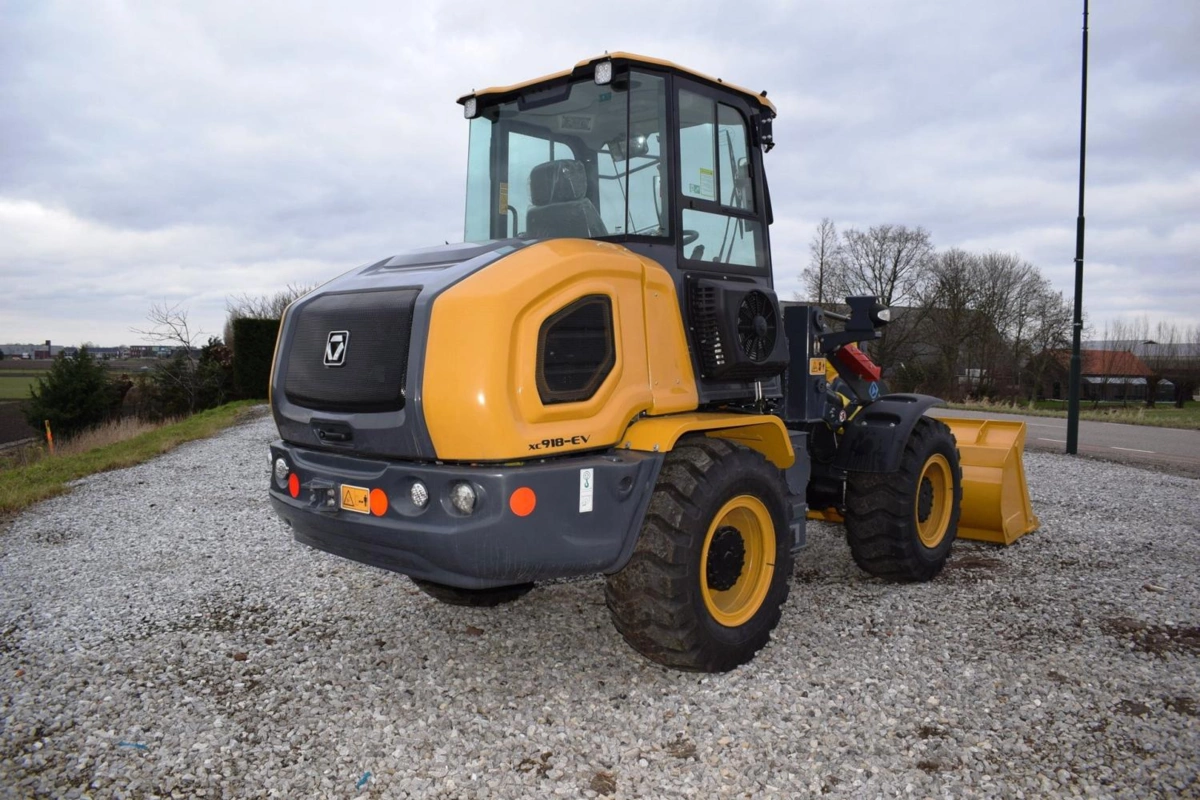 Buy Xcmg XC918EV - Electric | Heustractors